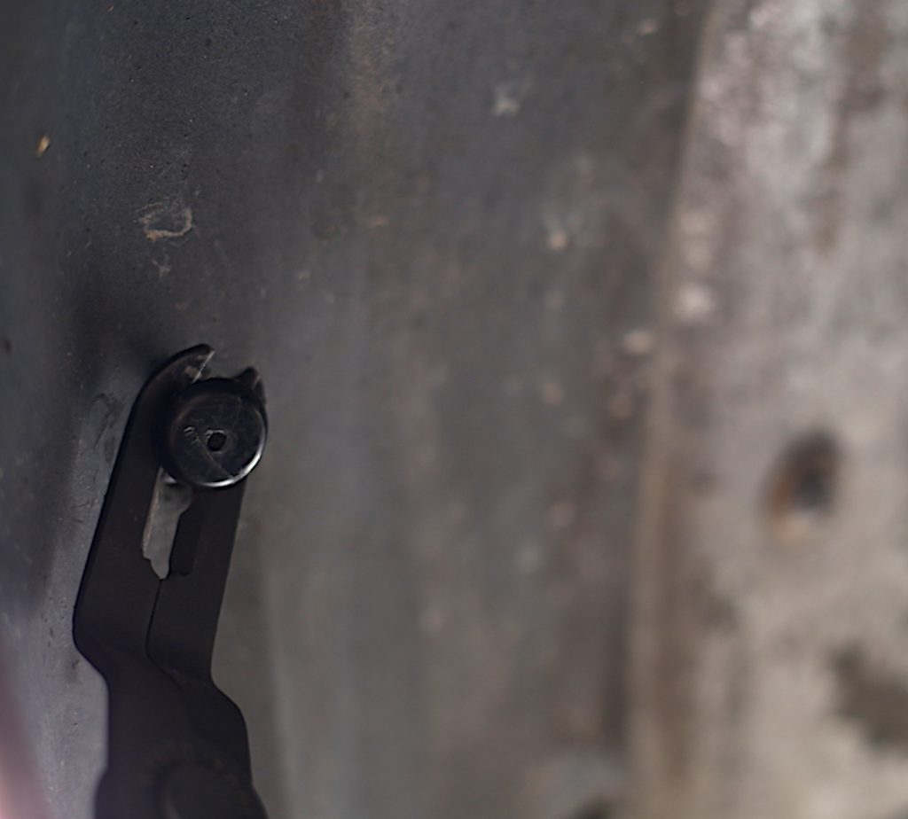 Bush Wire – TAKE&SONS